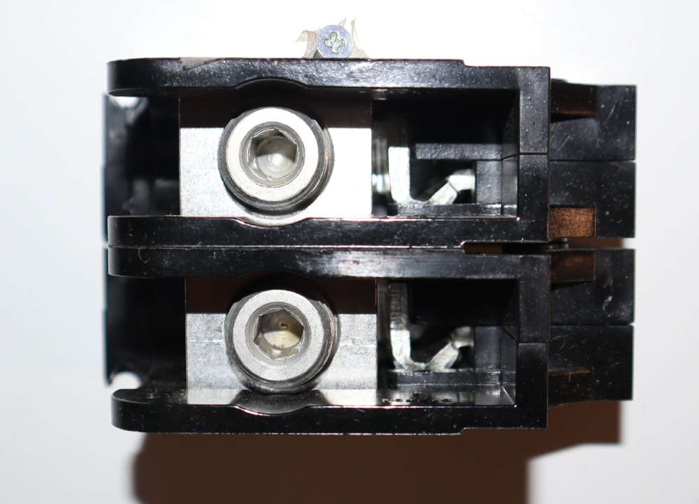 Supplies Depot: CSK-225 2 Phase 225A Lug Block